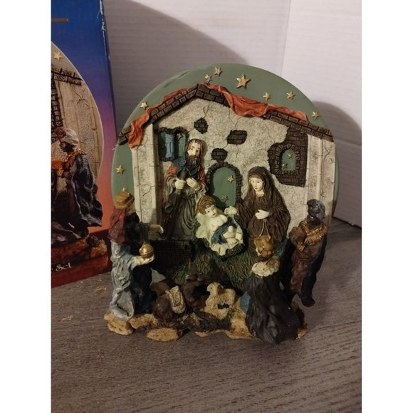Silvestri | Holiday | 8 Nativity Plate Holder Set Holiday Workshop ...